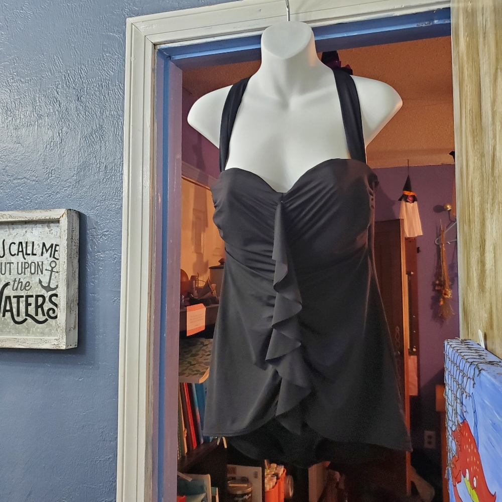 Lands End Black Vintage Ruffle Swim Suit Size 10 - Gem